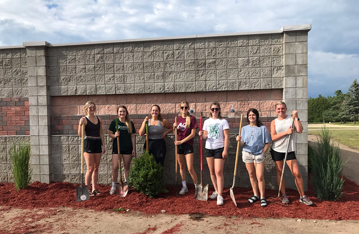 ACC volleyball team beautifies campus | News, Sports, Jobs - The Alpena ...